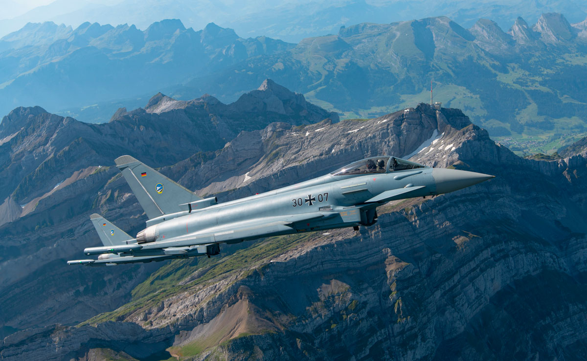 The logistical challenges of rapidly deploying fighter squadrons to ...