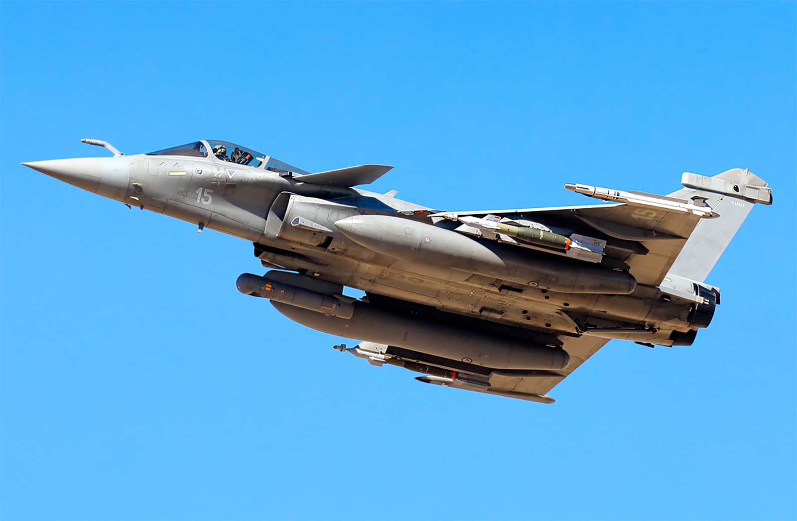 Rafale-SPECTRA - Fly a jet fighter